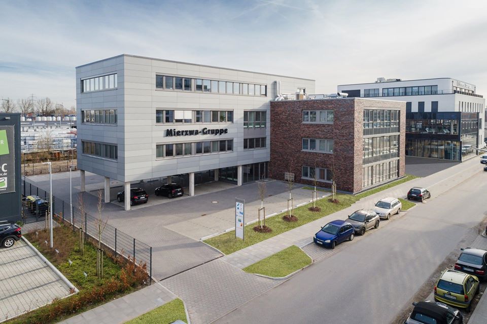 Fertigstellung Bürogebäude Mierzwa Gruppe - CM Projektbau GmbH